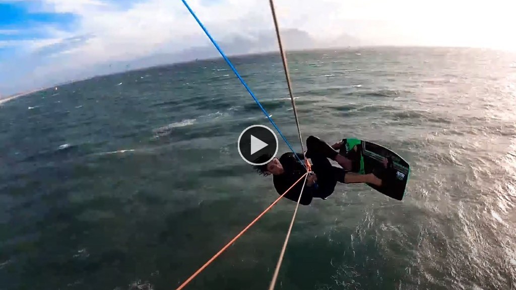 Extreme Megaloops with Ross-Dillon Player | Free Kitesurfing Magazine ...