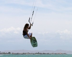How to One Foot Jump | Kitesurfing Technique » Intermediate | Free ...