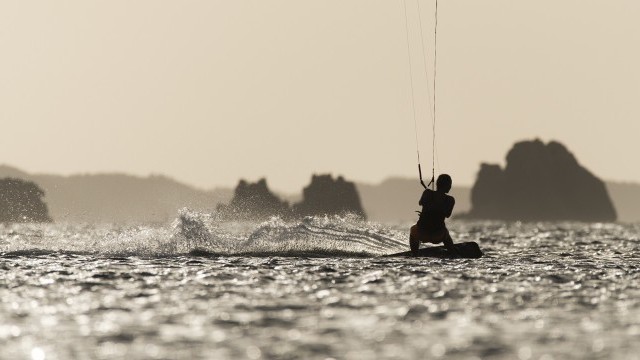Kitesurfing in Babaomby | Holidays and Travel Guides » Africa ...