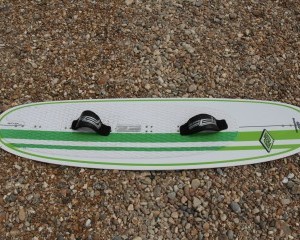 Ocean Rodeo Mako 165 x 45cm 2011 | Kitesurfing Reviews » Boards » Twin ...