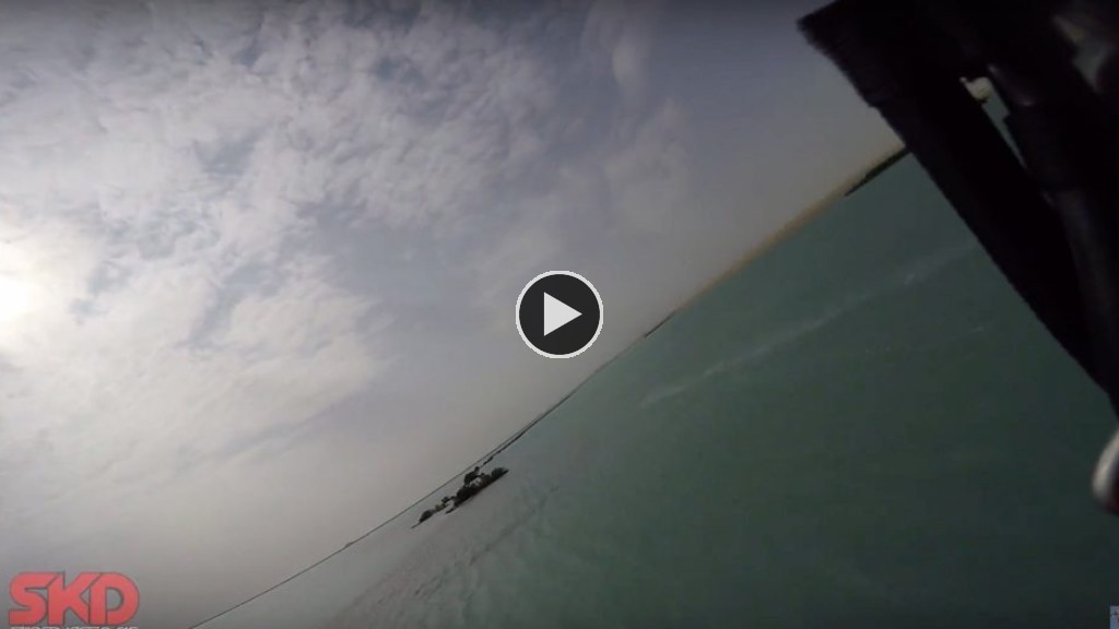 18m Sonic Heli loop (Flysurfer kiteboarding) Jeddah Saudi Arabia | Free ...
